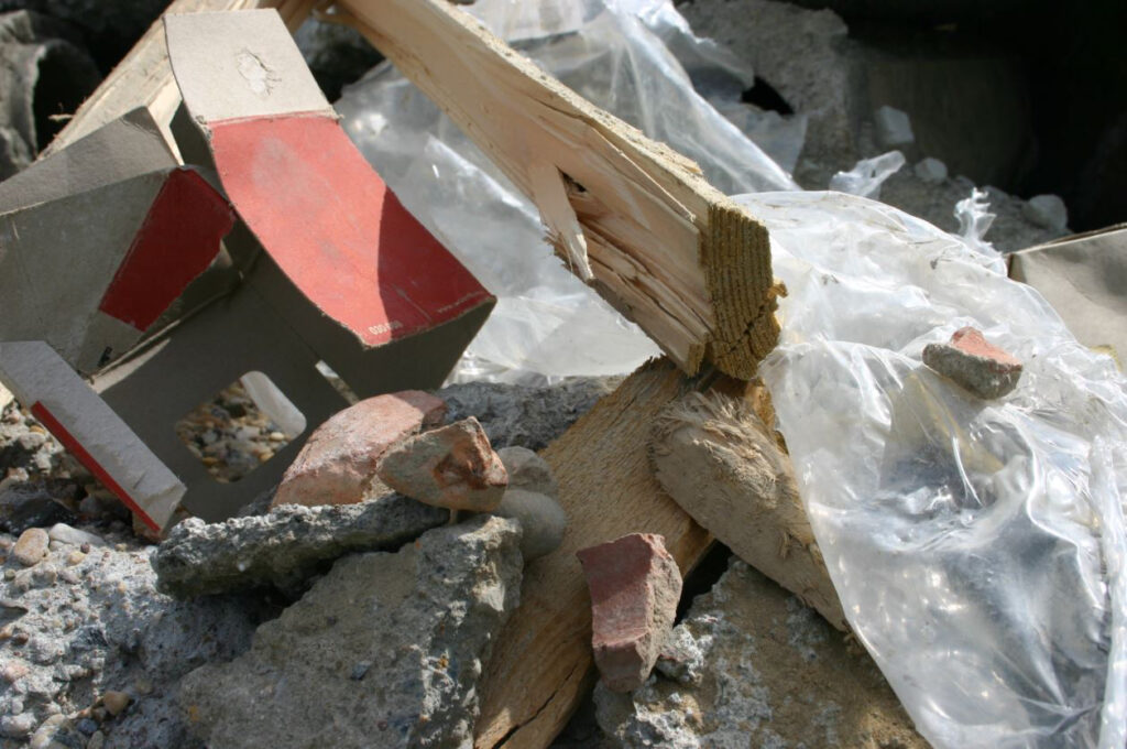 Hyperspectral Camera for Recycling & Waste Sorting - LLA Instruments